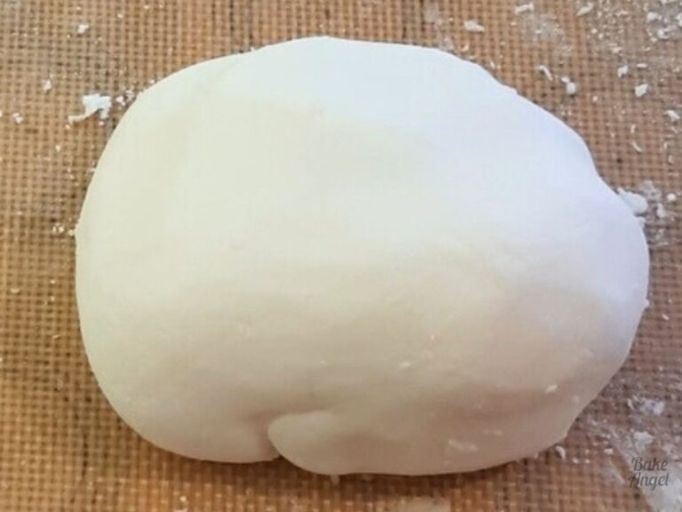 Small Batch Marshmallow Fondant - Bake Angel